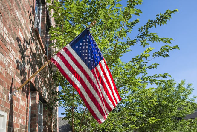 Guide to Properly Hanging a Flag on a Historic Brick Home