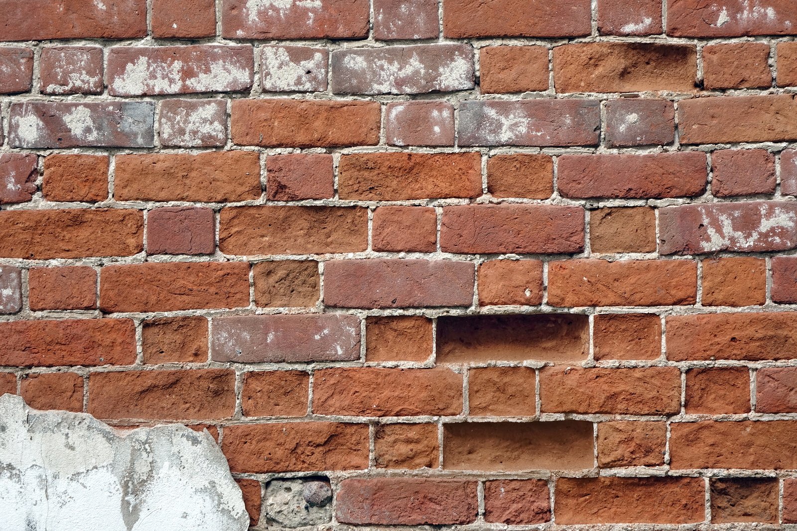 What Happens When There is Water Damage to Mortar?